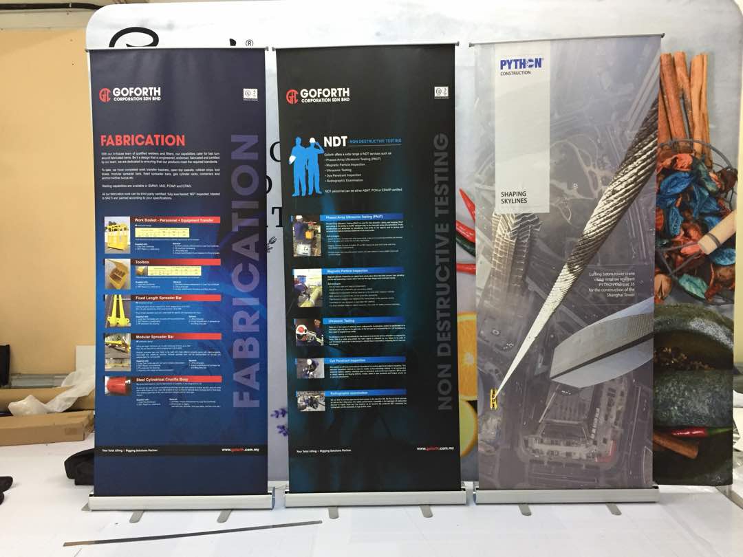 Roll Up Stand - 60 - Maximize Your Impact: Exhibition Stand Solutions