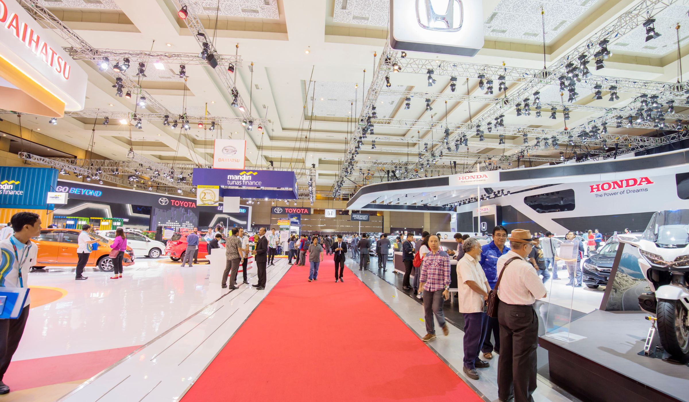 How to Choose the Perfect Backdrop for Your Event or Exhibition - Booth ...