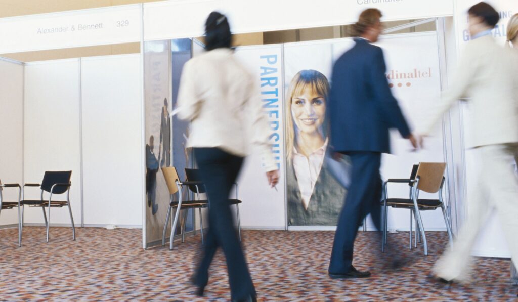 How to Choose the Perfect Backdrop for Your Event or Exhibition - Booth ...